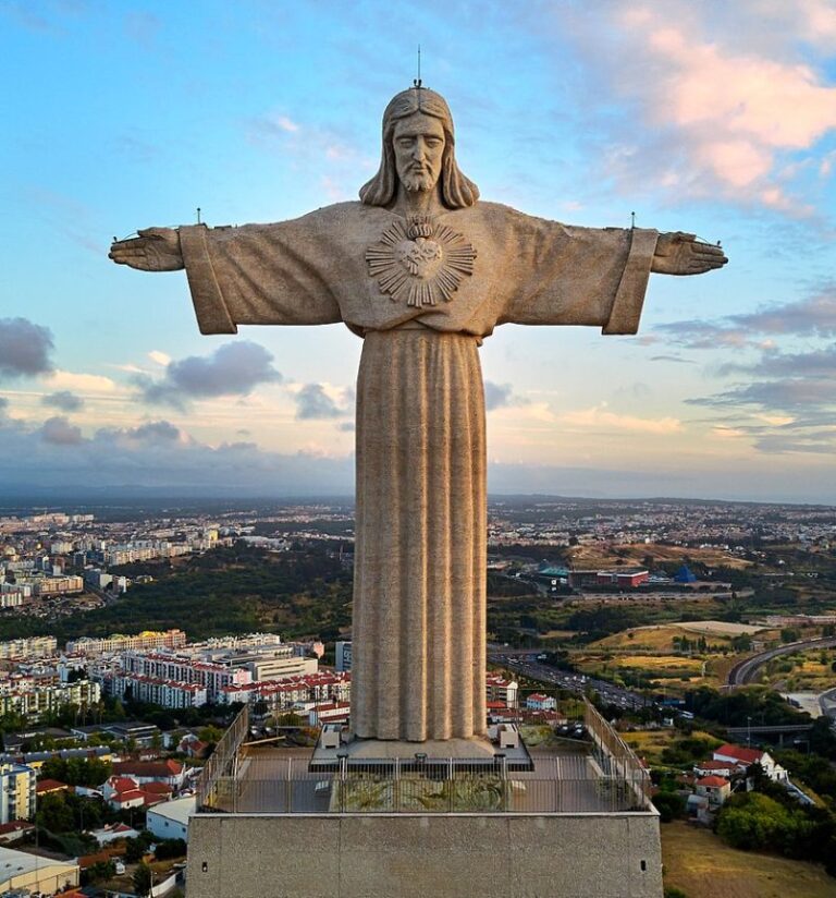 10 Most Famous Jesus Statues In The World - Red Rock Scenic By Way