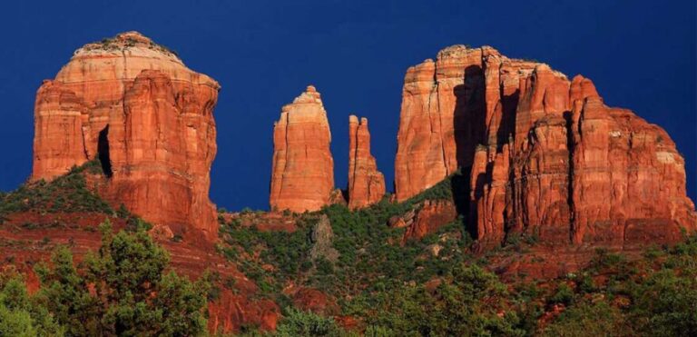 Cathedral Rock Vortex at Red Rock Crossing - Magical Sunset Hike